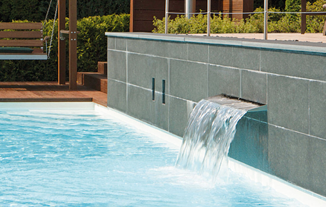 Water curtain systems - fluvo® Schwimmbadtechnik